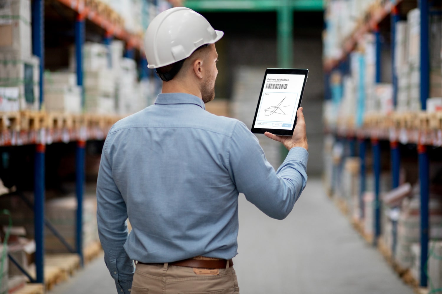 When Pickers Teach the System: How Human Input Sharpens Automation ...